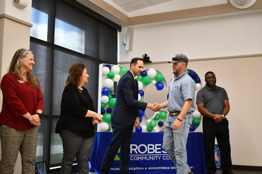 Electrical Lineman | Robeson Community College : Robeson Community College
